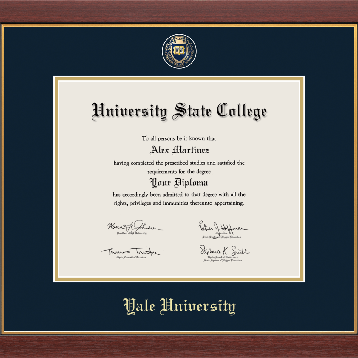 Yale University Medalion Diploma Frame – CAPGOWN
