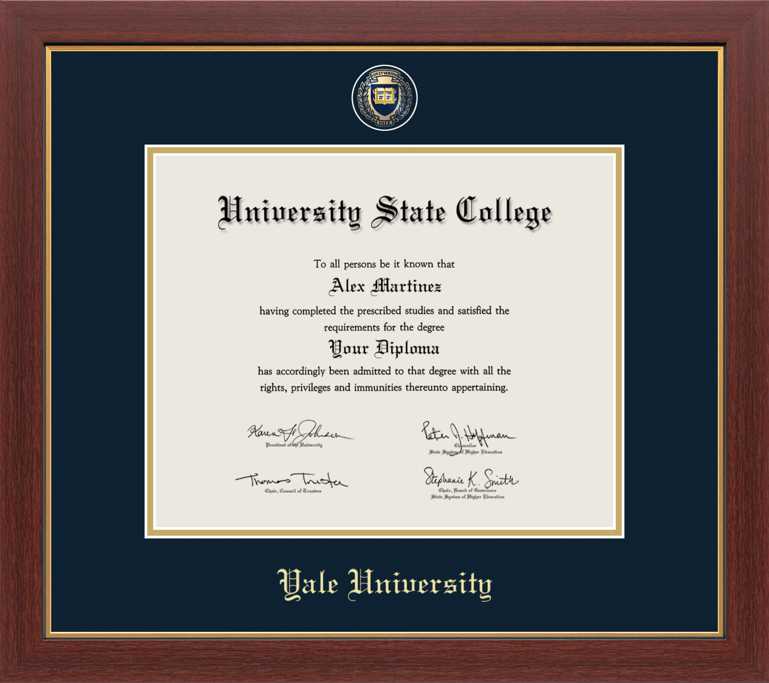 Yale University Medalion Diploma Frame – CAPGOWN